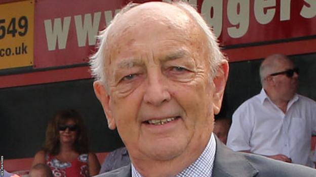 Brian Lee: Former Wycombe and National League chairman dies aged 86 ...