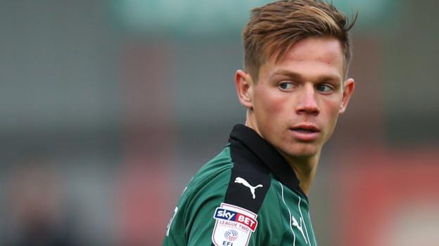 Motherwell: Craig Tanner becomes third signing of the summer - BBC Sport