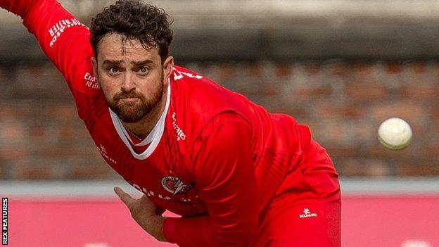 Stephen Parry: Lancashire spinner leaves Old Trafford after 16 years ...