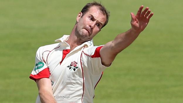 Tom Smith: Lancashire all-rounder and former captain forced to retire ...