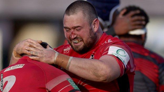 Jay Tyack: Worcester Warriors signe un accessoire des Cornish Pirates ...