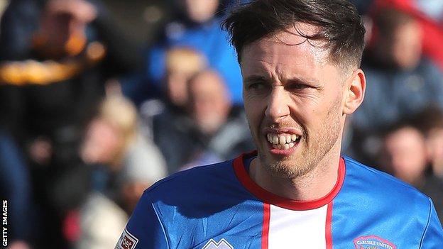 Jamie Devitt: Carlisle United re-sign midfielder on one-year deal - BBC ...