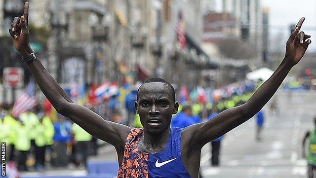 Mo Farah eighth in Chicago Marathon as Lawrence Cherono wins - BBC Sport
