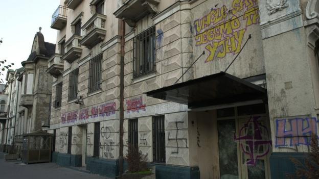 How Belgrade bombings shaped Djokovic - BBC Sport