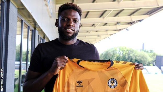 Offrande Zanzala: Newport County sign striker from Barrow - BBC Sport