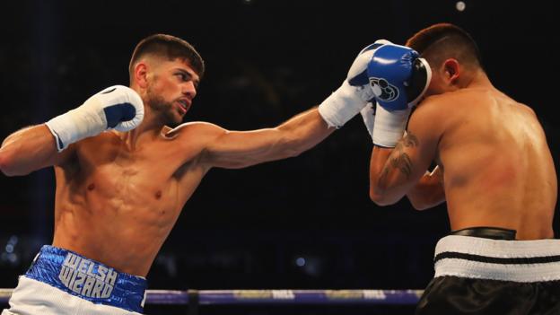 Joe Cordina beats Sean Dodd to win Commonwealth lightweight title - BBC ...