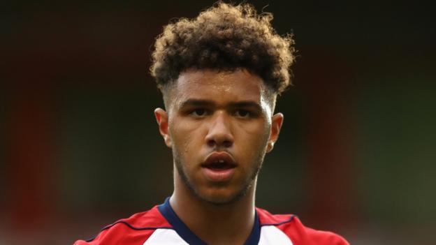 Tyler Roberts: Leeds United sign West Bromwich Albion striker - BBC Sport