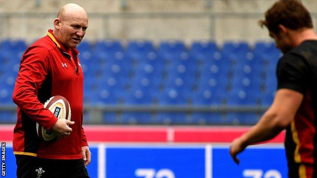 Wales must 'run from anywhere and bring their A game', coach Jenkins ...