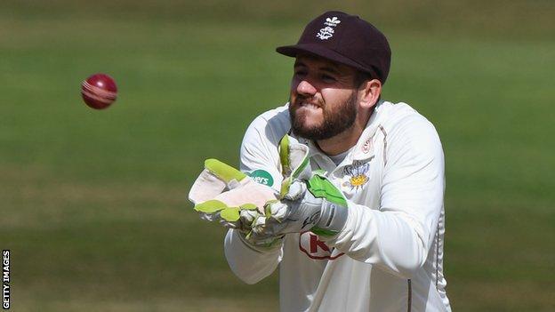 Steven Davies: Wicketkeeper-batsman to leave Surrey - BBC Sport