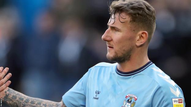 Kyle McFadzean: Coventry City captain signs new deal until 2024 - BBC Sport
