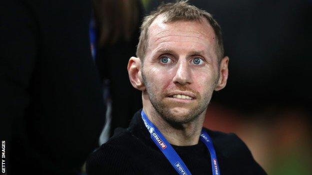 Rugby League World Cup: Rob Burrow to be guest of honour - BBC Sport