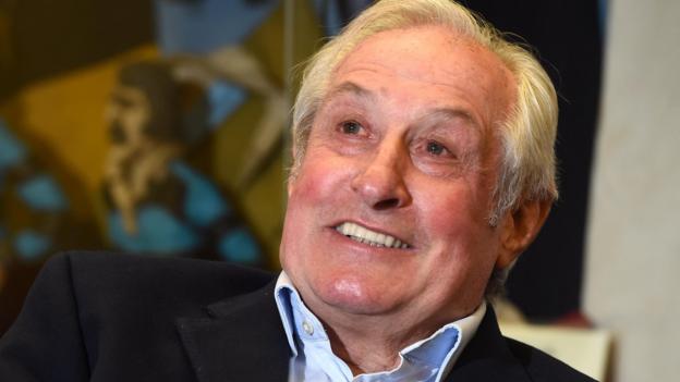 Sir Gareth Edwards steps down as Cardiff Blues director - BBC Sport