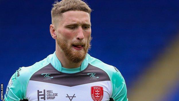 Ethan Ryan: Hull KR winger faces lay-off to have wrist surgery - BBC Sport