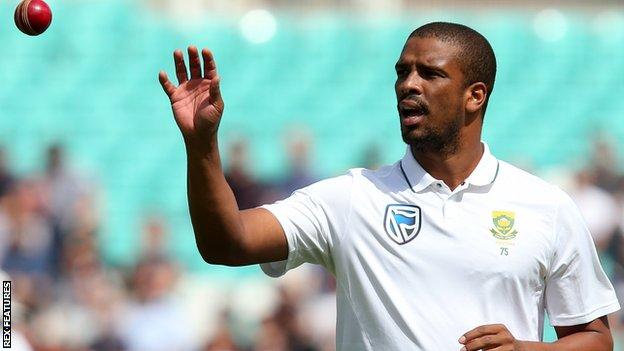 Vernon Philander: Somerset cancel South Africa Test star's contract ...
