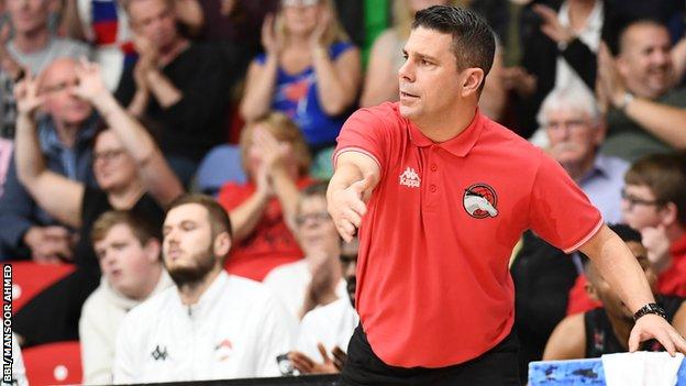 BBL: New-look Riders look to make it four titles in a row - BBC Sport