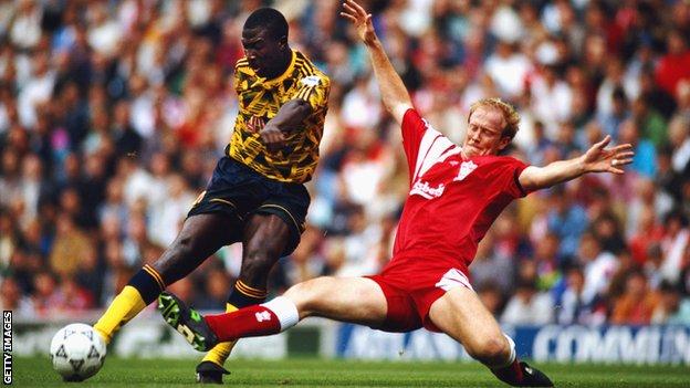 Mark Wright: Former Liverpool captain returns to Southport - BBC Sport