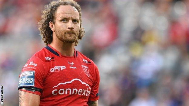 Korbin Sims: Hull KR prop announces retirement at age of 30 - BBC Sport