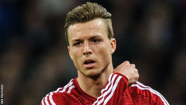Casper Sloth: Leeds United midfielder signs for Aalborg - BBC Sport