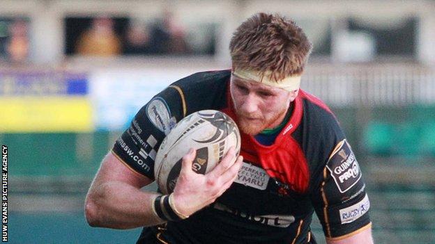 Andrew Coombs: Dragons and Wales lock retires following knee injury ...