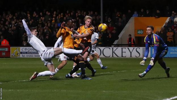 Ryan Trevitt: Exeter City loanee returns to Brentford after injury ...