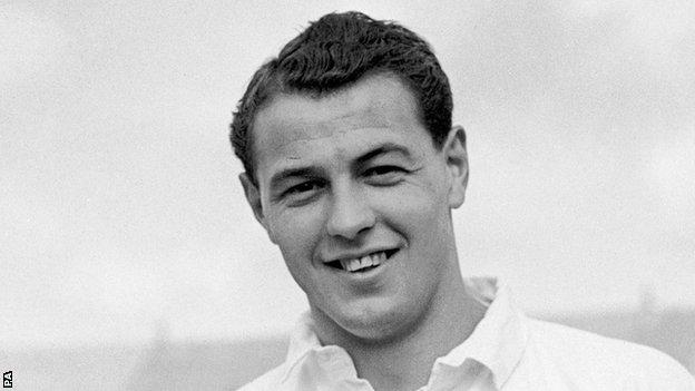 Ex-Cardiff, Wales and Lions three-quarter Gareth Griffiths dies - BBC Sport