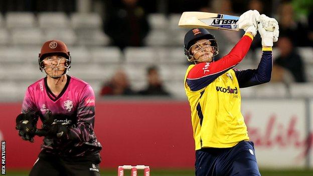 Michael Pepper: Essex batting prospect agrees two-year contract ...