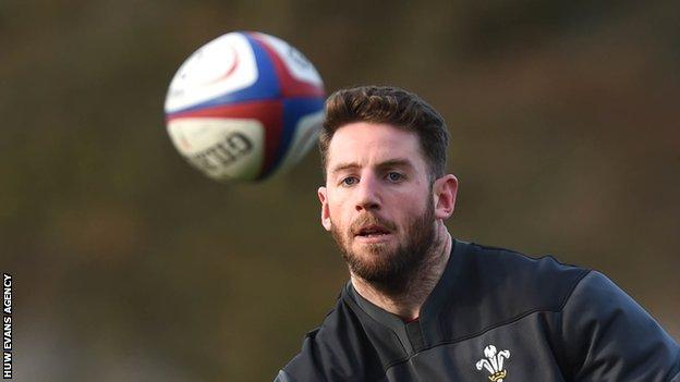 Six Nations 2018: Injured wing Alex Cuthbert out of Wales squad - BBC Sport