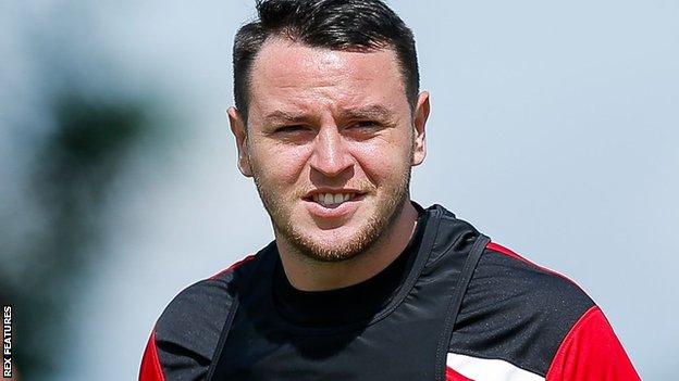 Lee Tomlin: Bristol City signing did not want to wait for other offers ...