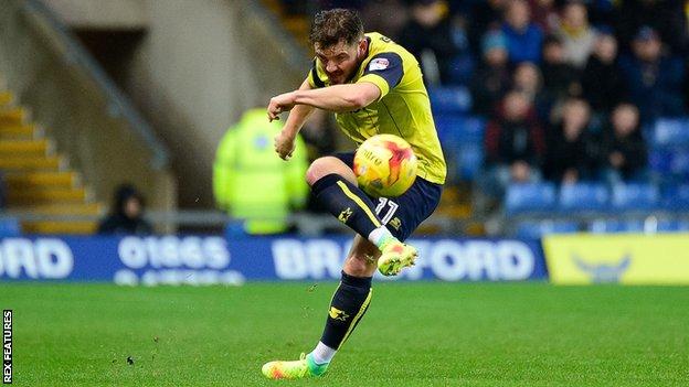 Mansfield Town sign Oxford's Alex MacDonald and Northampton's Alfie ...