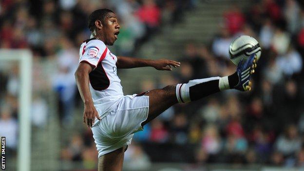 Angelo Balanta: Boreham Wood sign forward on one-year deal on a free ...