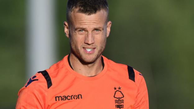 Luke Steele: Millwall sign Nottingham Forest goalkeeper on loan - BBC Sport