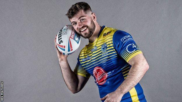 Wakefield Trinity sign Warrington Wolves prop Rob Butler - BBC Sport
