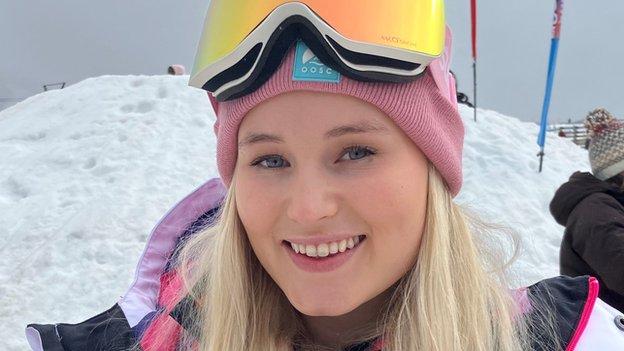 Katie Ormerod: Snowboarder aims to put nightmare season and bone ...