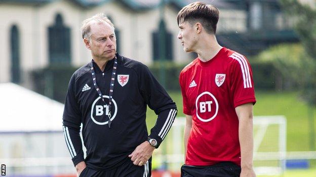 Morgan Boyes: Liverpool and Wales youngster aims to follow Neco ...