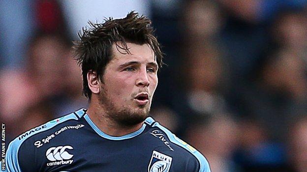 Cardiff Blues' Thyer leaves hospital after concussion - BBC Sport