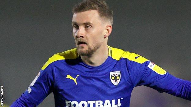 Jacob Mensah & Shane McLoughlin: Morecambe sign duo on one-year deals ...