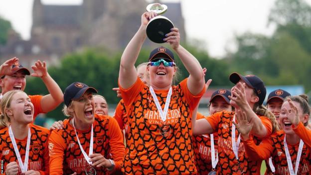 Charlotte Edwards Cup final: Danni Wyatt hits rapid 50 as Southern ...