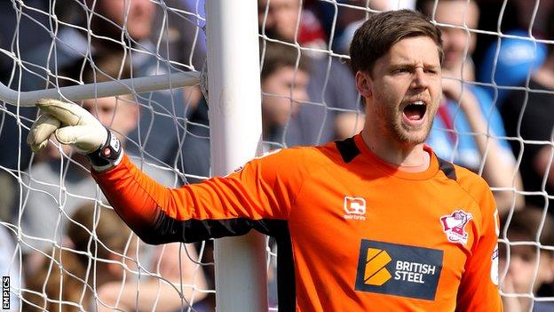 Luke Daniels: Brentford sign Scunthorpe United goalkeeper on three-year ...