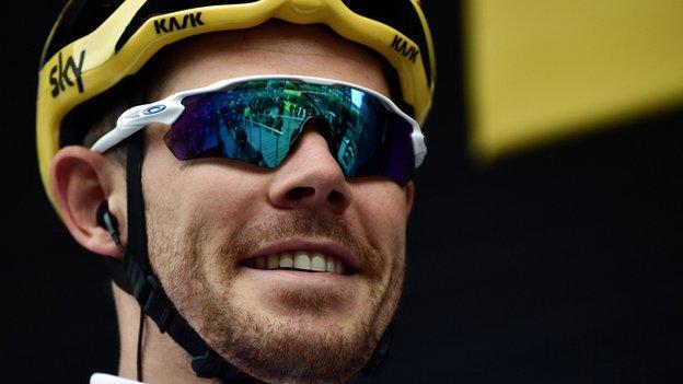 Cyclist Luke Rowe 'gutted' by Tour of Flanders disqualification - BBC Sport