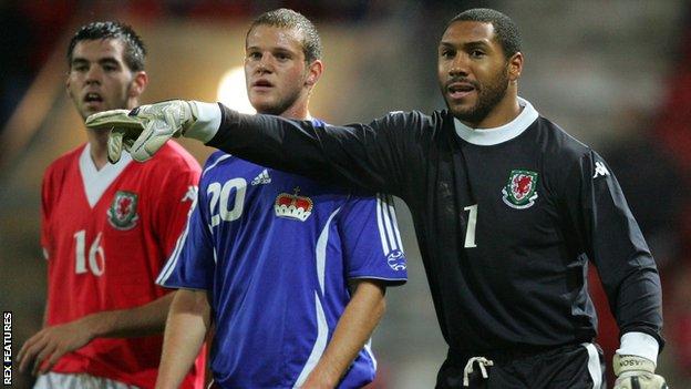 Jason Brown: I want to help other athletes battling depression - BBC Sport