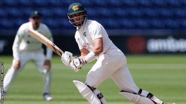 County Championship: Notts hold out for draw against Glamorgan - BBC Sport