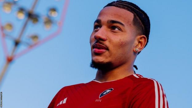 Jez Davies: Salford City sign Burnley midfielder on 18-month deal - BBC ...