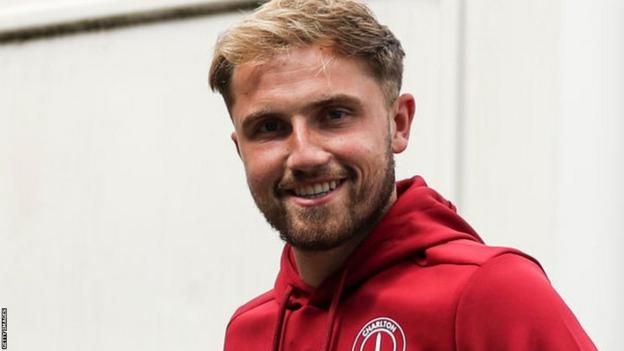 Harry Isted: Charlton goalkeeper suffers injury setback - BBC Sport