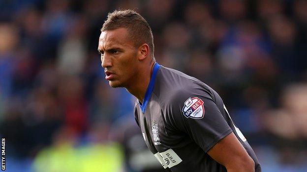 Reece Brown joins Sheffield United on a contract until January - BBC Sport