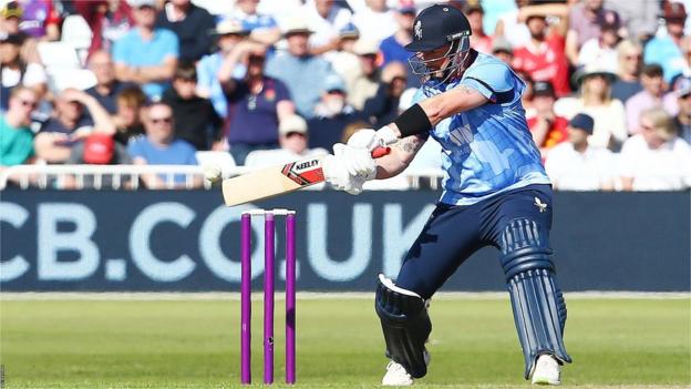 Suffolk cricketers aim to lift over-40s World Cup for England - BBC Sport