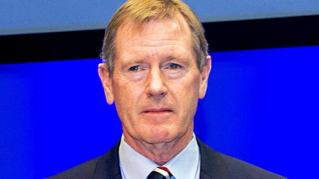 Rangers: Dave King steps down after five years as chairman - BBC Sport