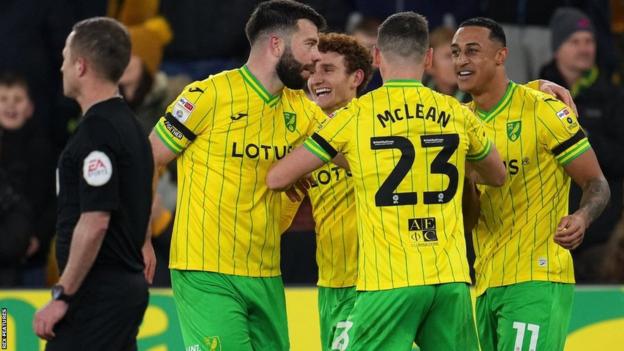 Norwich City: Adam Idah says 'it's difficult when you hear the boos ...