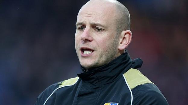 Adam Murray: Mansfield Town boss criticises Stags hunger - BBC Sport