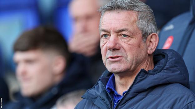 Daryl Powell: Warrington Wolves scouring player market after Josh ...
