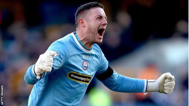 FA Cup: Dave Beasant's son, Hurricane Irma & the Bulls - BBC Sport